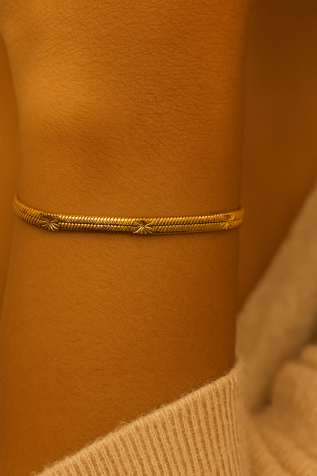 Sunbeam Herringbone Bracelet – Saanvi & Co